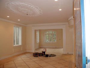 60 Interior Design Ideas With Top Moldings From Real Apartments As ...