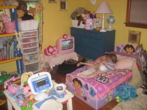 Dora The Explorer - Themed Bedroom For Kid - Interior Design Inspirations