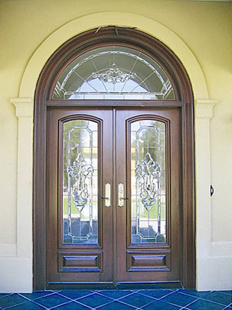 How To Use Double Front Doors For Make The Entrance Impressionable ...