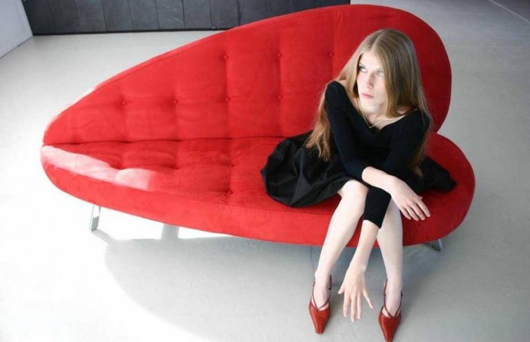 11 Beautiful Unique Sofa Designs With Heart Shaped Layout - Interior ...