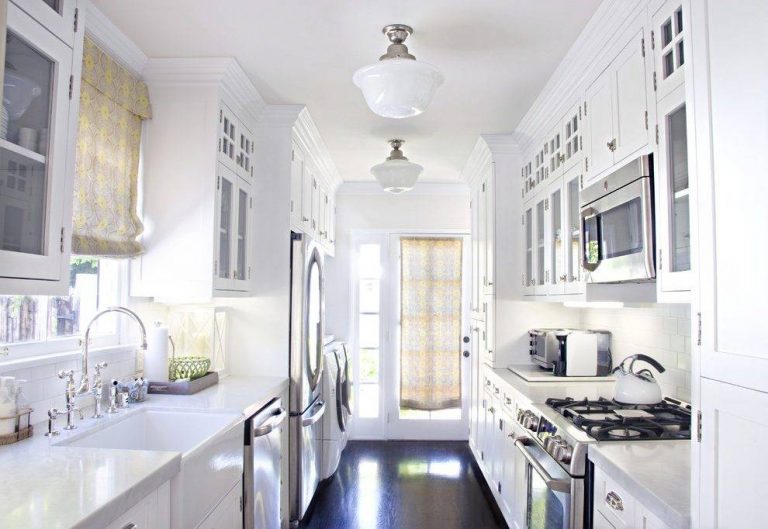 37 Examples Of Galley Kitchen Lighting That Looks Very Impressive ...