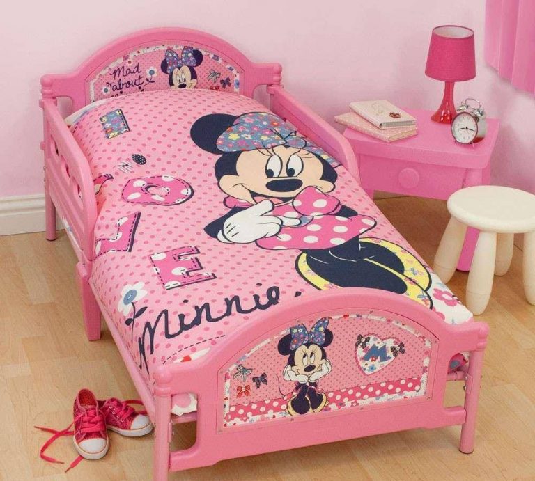 Funny Minnie Mouse Toddler Bedding For Kids - Interior Design Inspirations