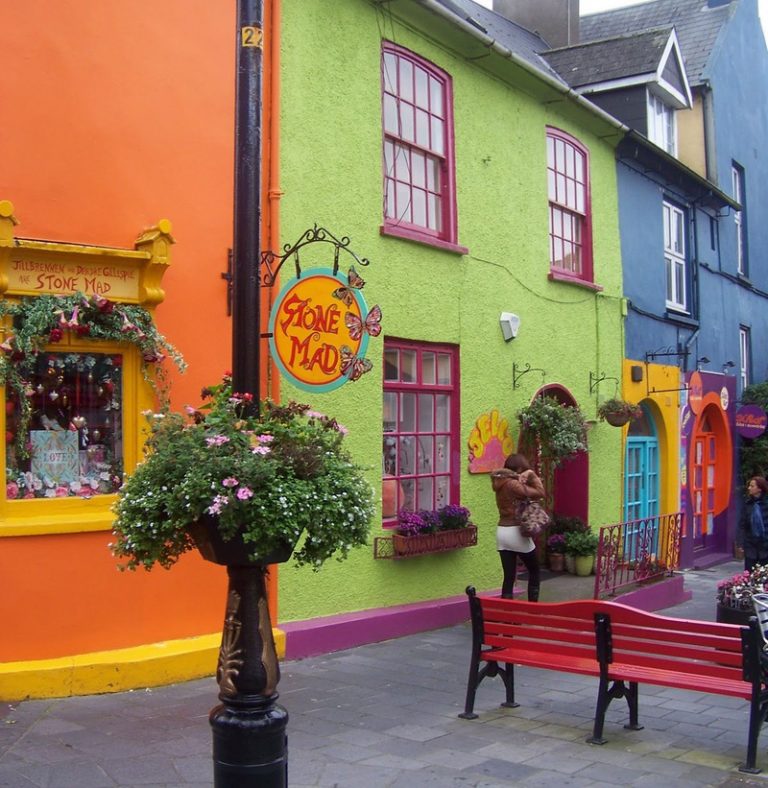 18 Cool Colorful Buildings As Great Example Of Modern Design And ...